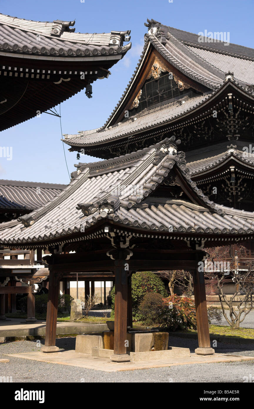 Nishi honganji kyoto hi-res stock photography and images - Alamy
