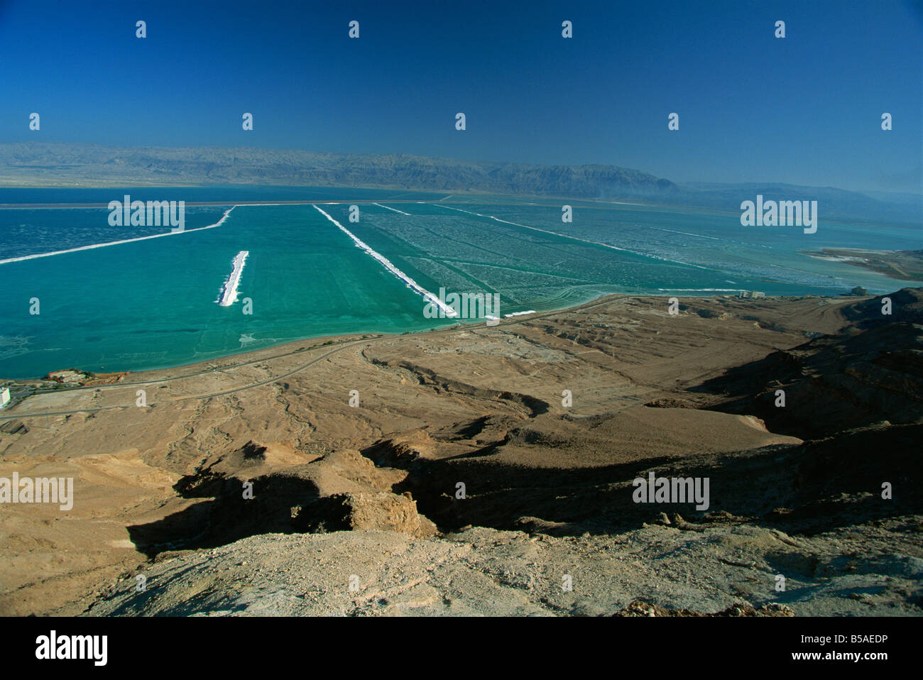 Salt industry middle east hi-res stock photography and images - Alamy