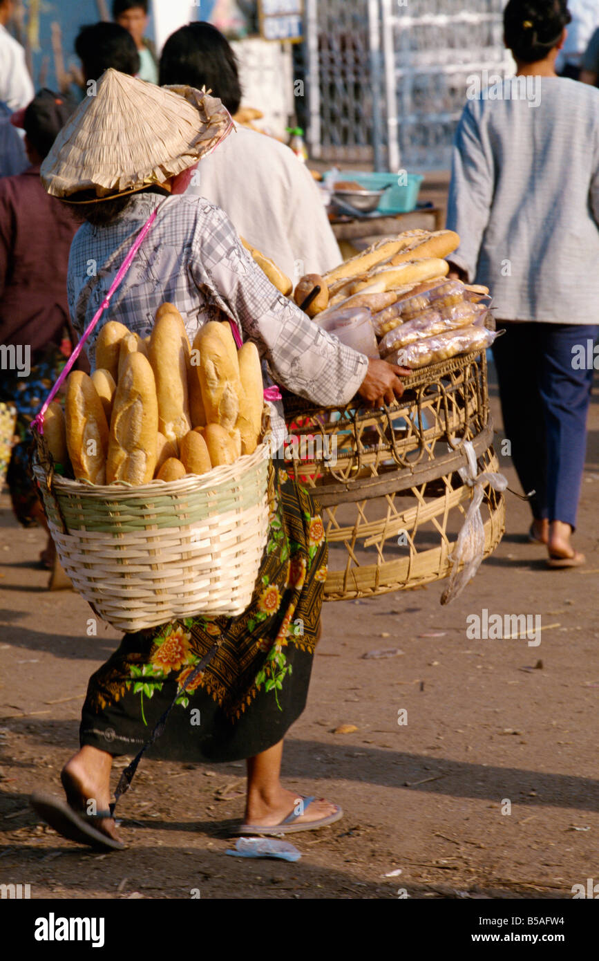 Two women with french bread hi-res stock photography and images - Alamy