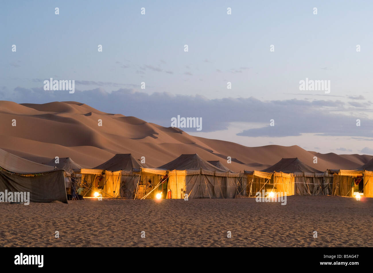 Awbari hi-res stock photography and images - Alamy