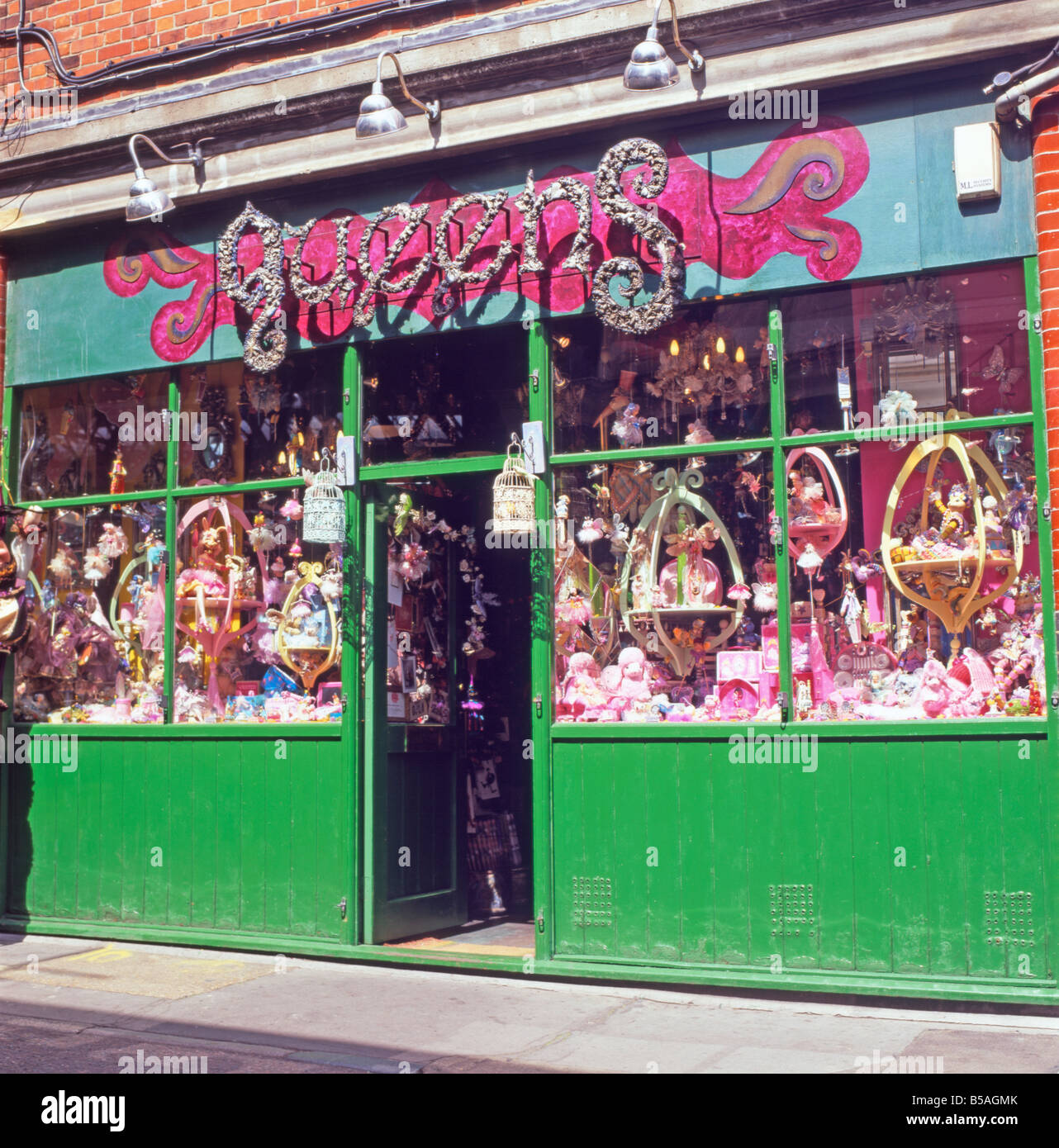 The facade of Queens shop near Spitalfields Market, London, England, UK ...