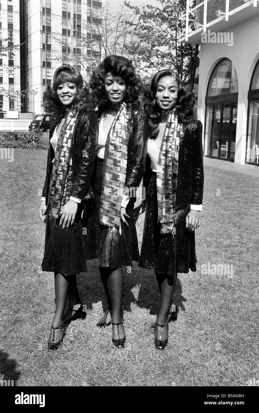 The three degrees singers hi-res stock photography and images - Alamy