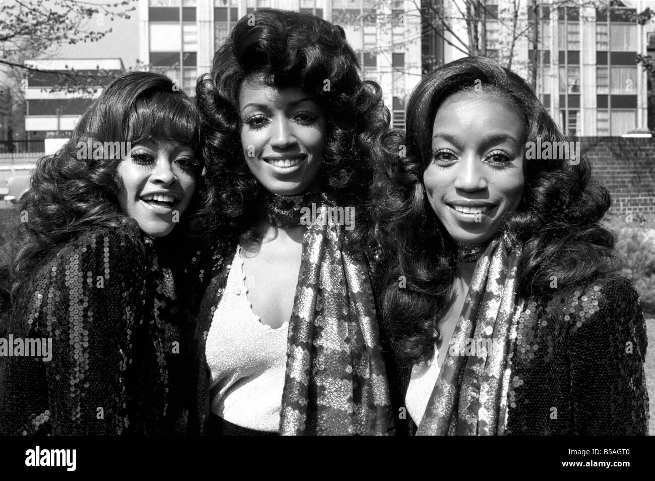 The three degrees group hi-res stock photography and images - Alamy