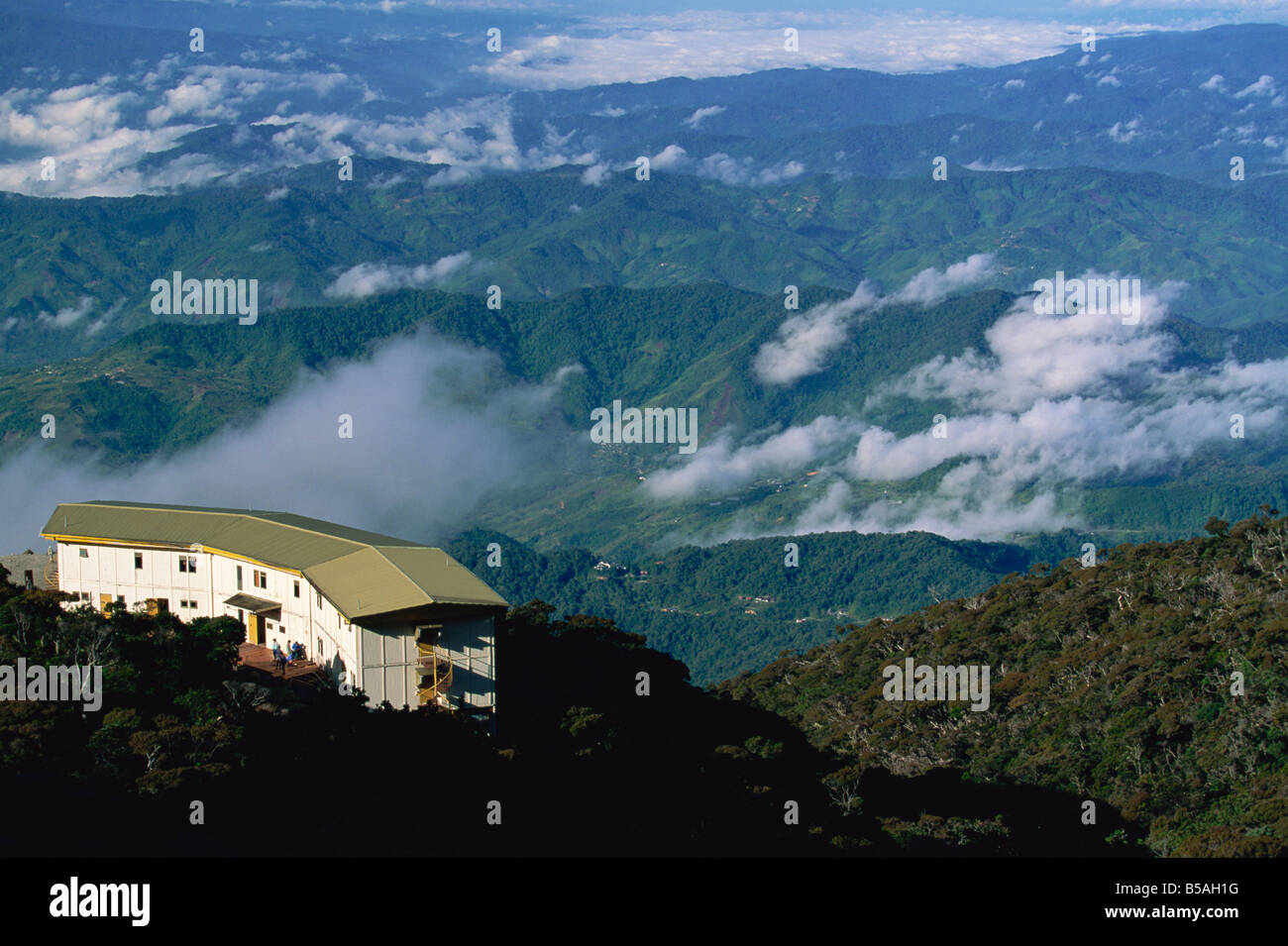 The view of laban rata resthouse hi-res stock photography and images ...
