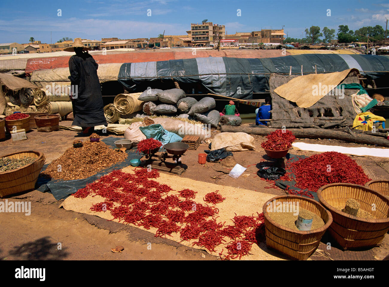 Mali market food hi-res stock photography and images - Alamy