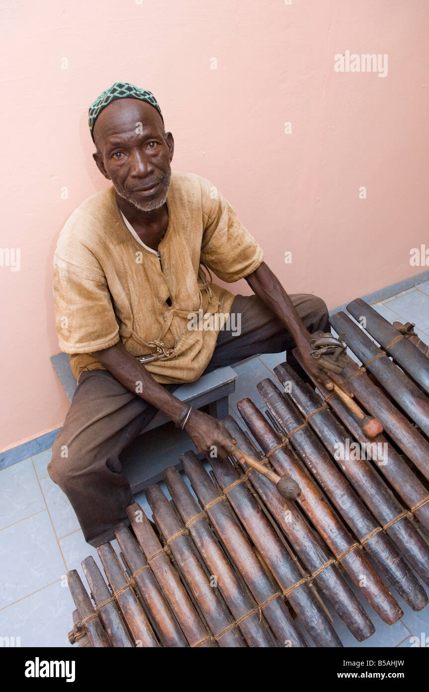 Balafon africa hi-res stock photography and images - Alamy