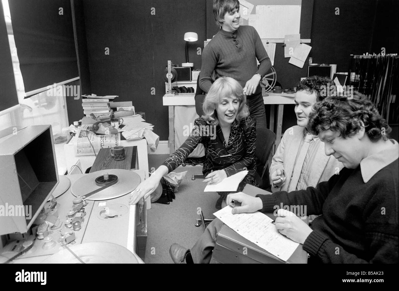 Esther rantzen hi-res stock photography and images - Alamy