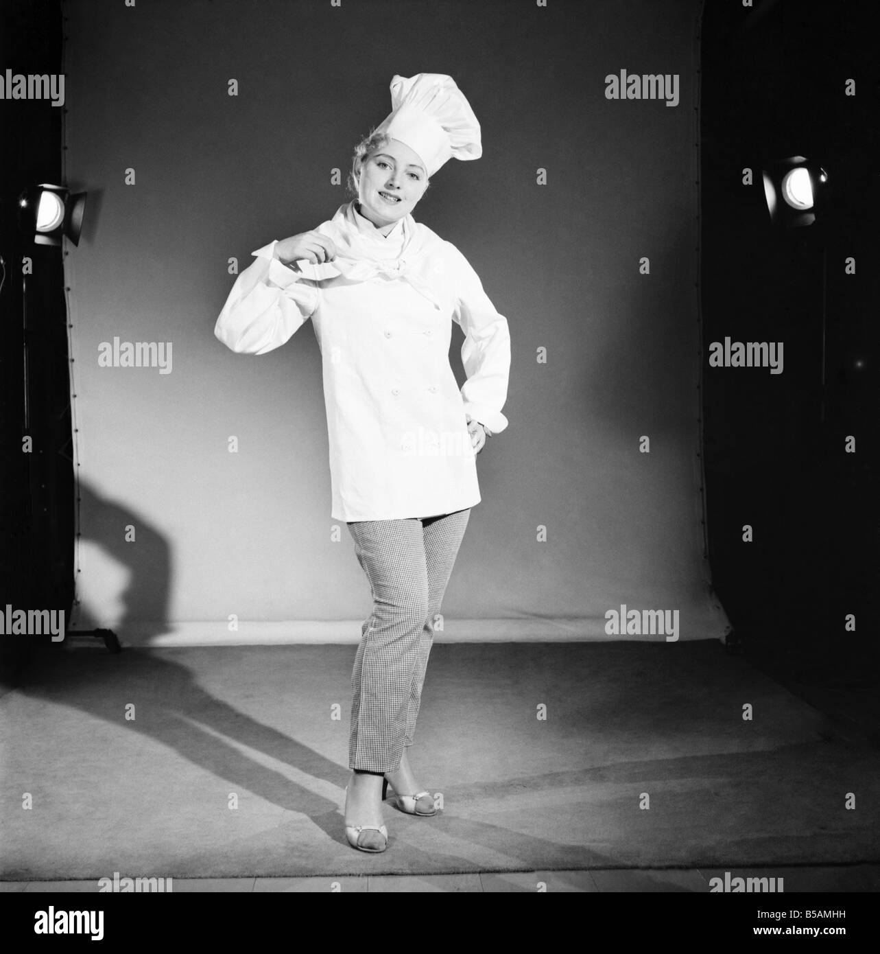 Model dressed as a chef. E250 1960-003 Stock Photo - Alamy