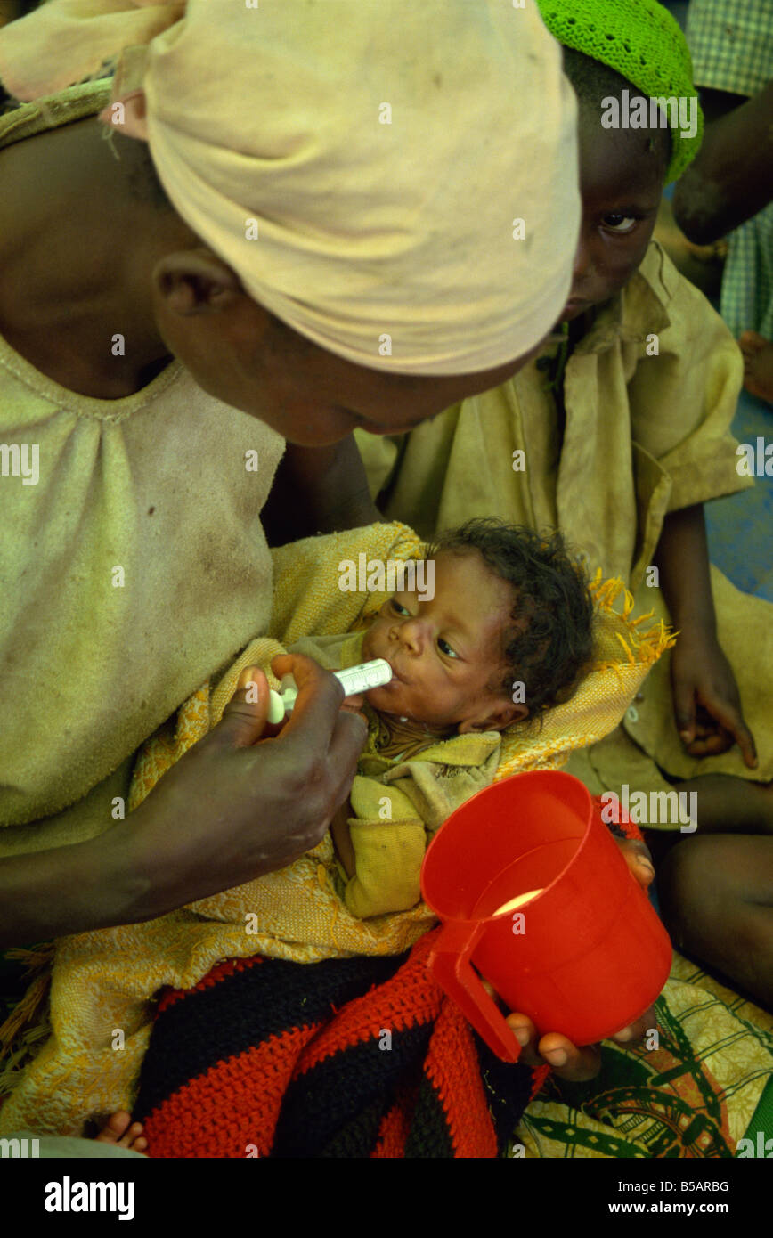 Rwandan Hutu refugees, Chabalisa, Tanzania, East Africa, Africa Stock ...