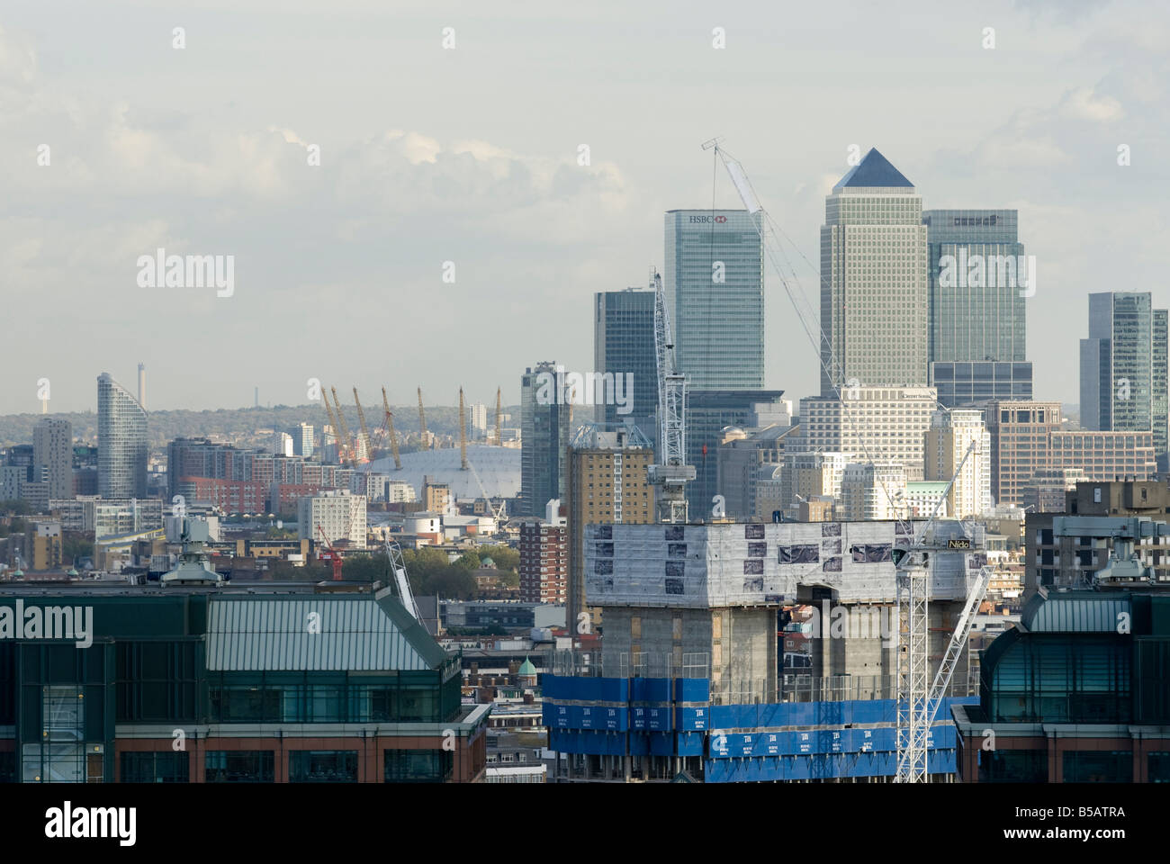 London city scape from Ropemaker street EC2, looking east toward Canary ...