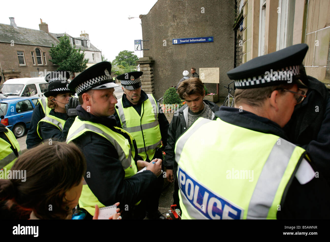 Police stop and search powers hi-res stock photography and images - Alamy