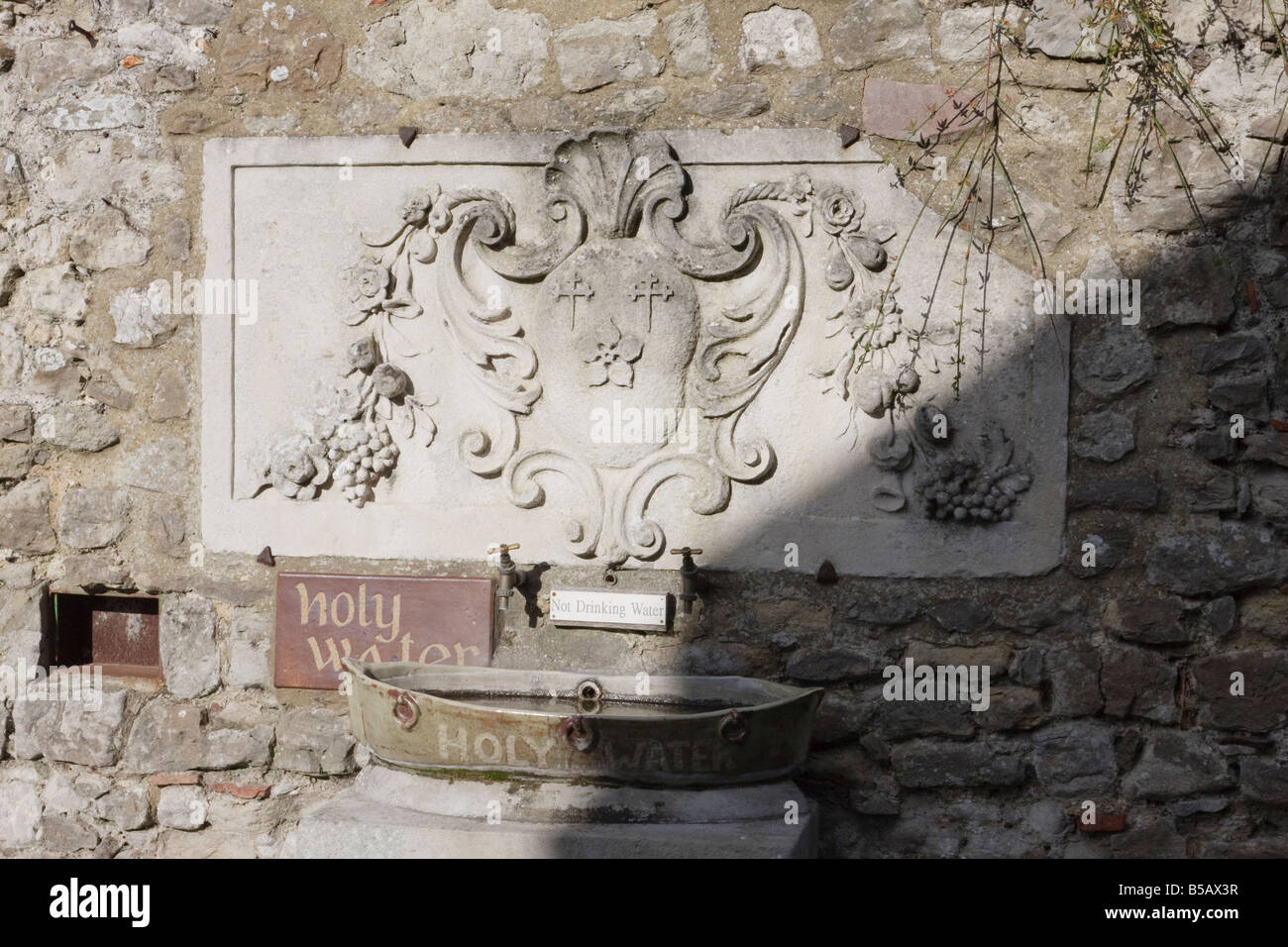 Catholic holy water font hi-res stock photography and images - Alamy