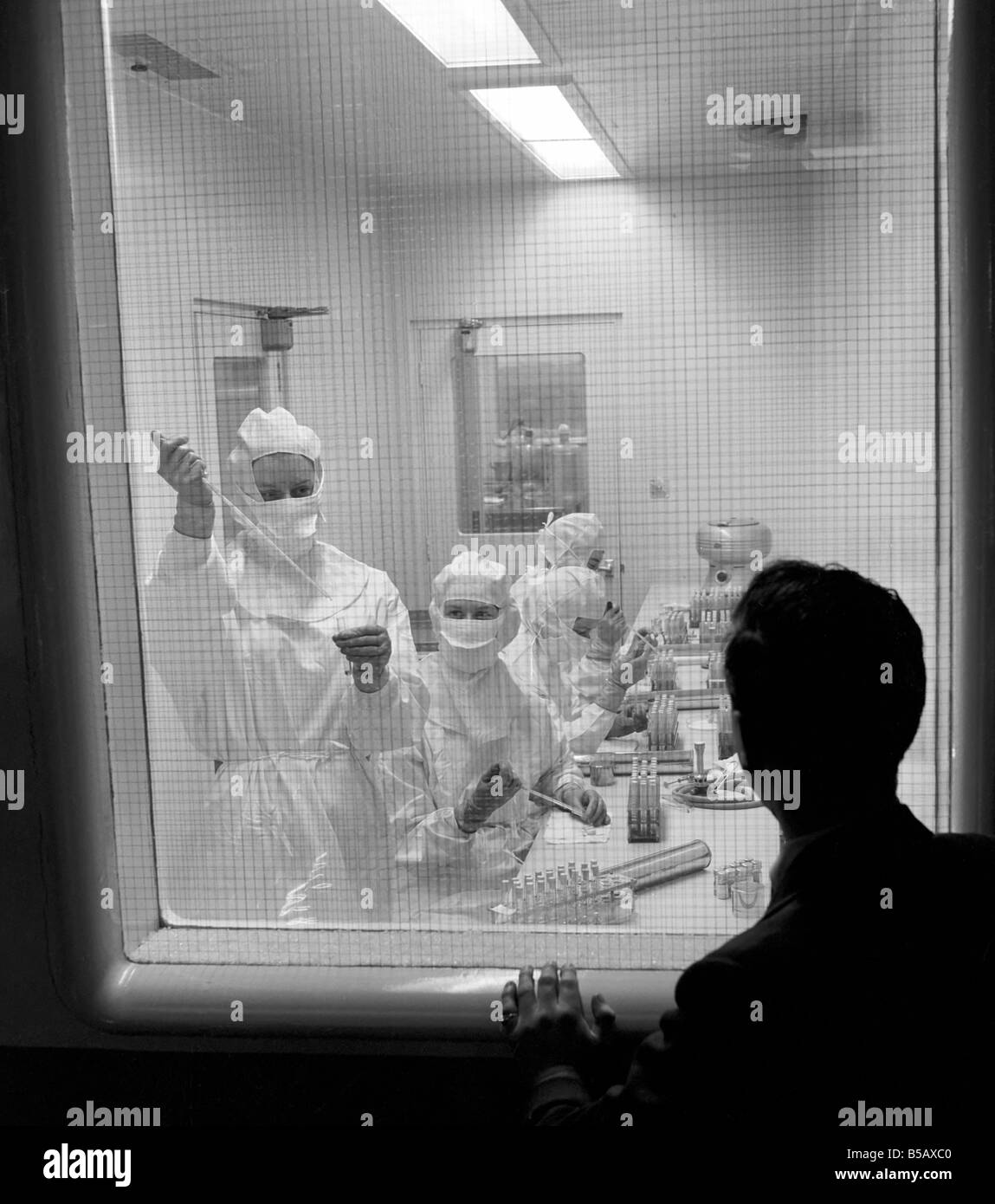1960s medical lab Black and White Stock Photos & Images - Alamy