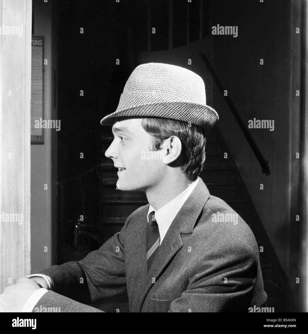 Men modelling the latest 1963 menswear design's in the streets of Paris ...
