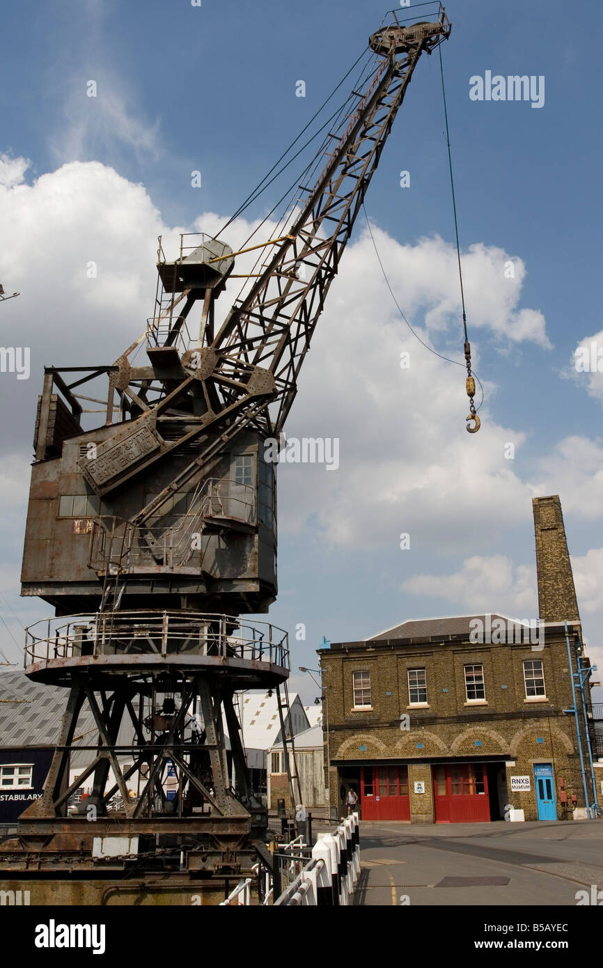 Dockyard structure hi-res stock photography and images - Alamy