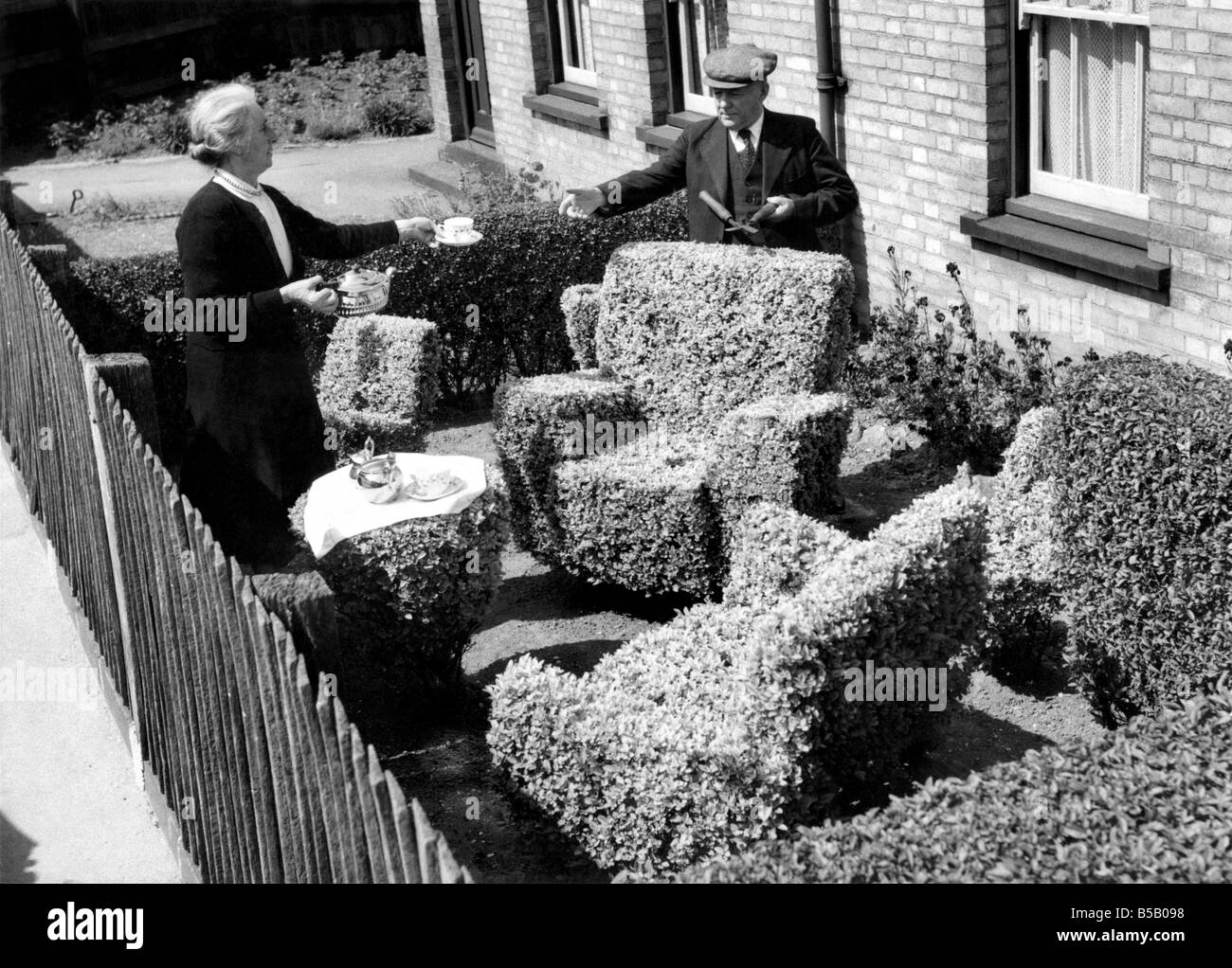 Mrs e a mitchell Black and White Stock Photos & Images - Alamy