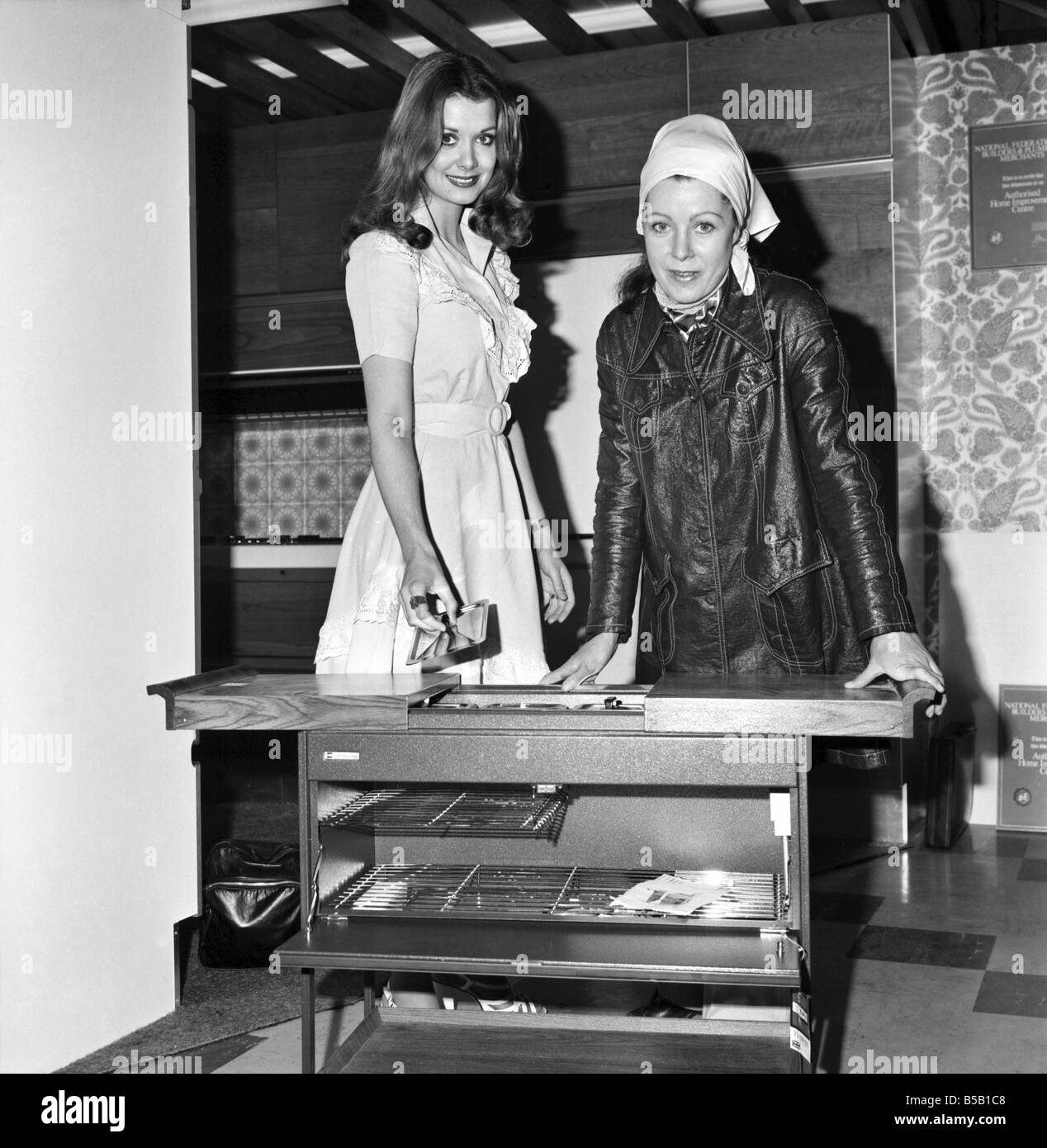Helen morgan hi-res stock photography and images - Alamy