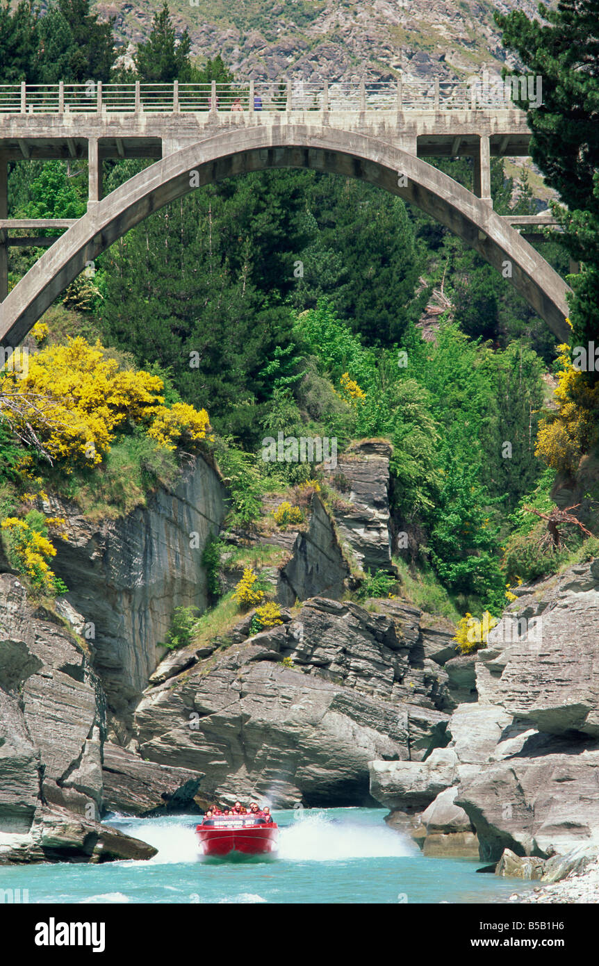 Jet boating queenstown new zealand hi-res stock photography and images ...