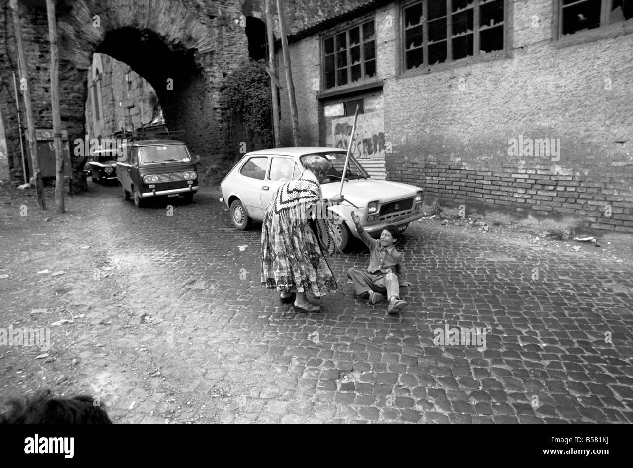 Road in suburb Black and White Stock Photos & Images - Alamy