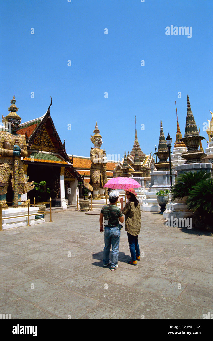 Palace travel asia hi-res stock photography and images - Alamy