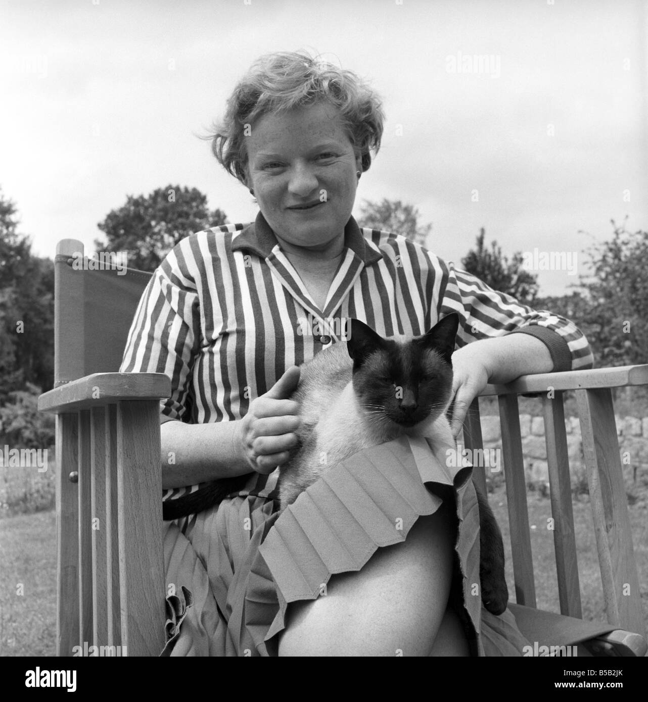 Authoress Janet Green seen here with her cat. 1960 Stock Photo - Alamy