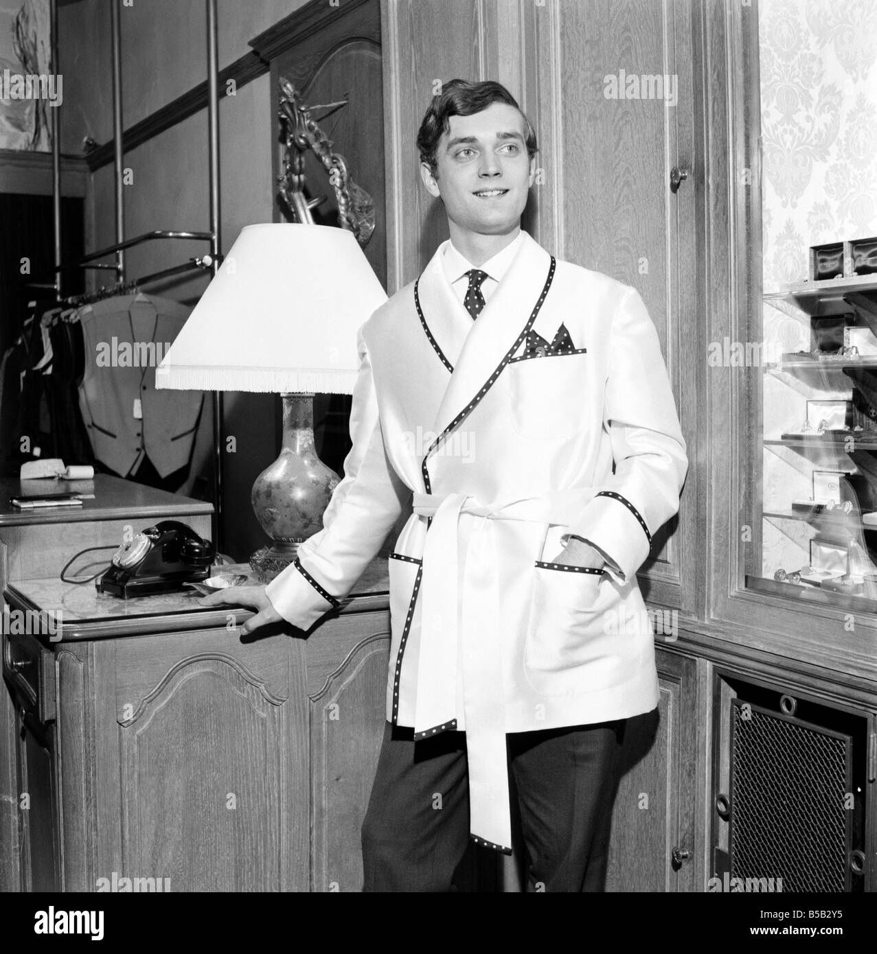 Men modelling the latest 1963 menswear design's in a Paris boutique ...