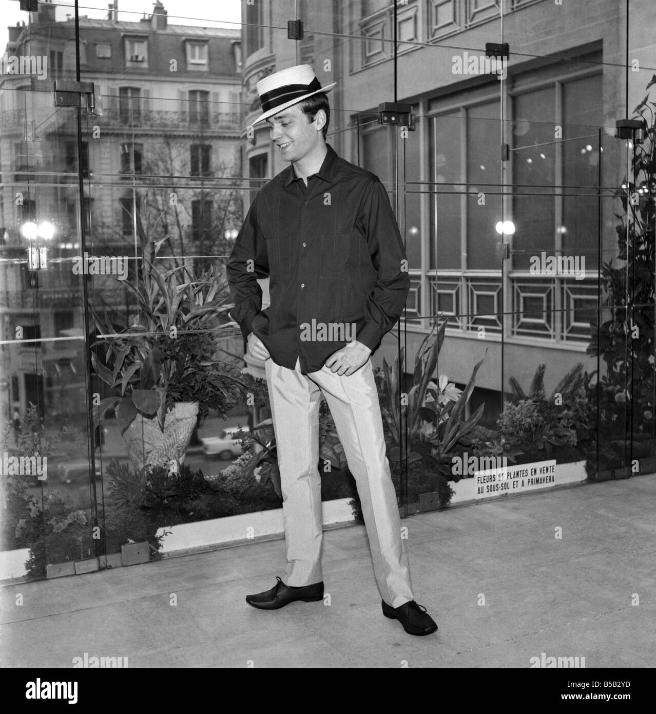 Men modelling the latest 1963 menswear design's in the streets of Paris ...