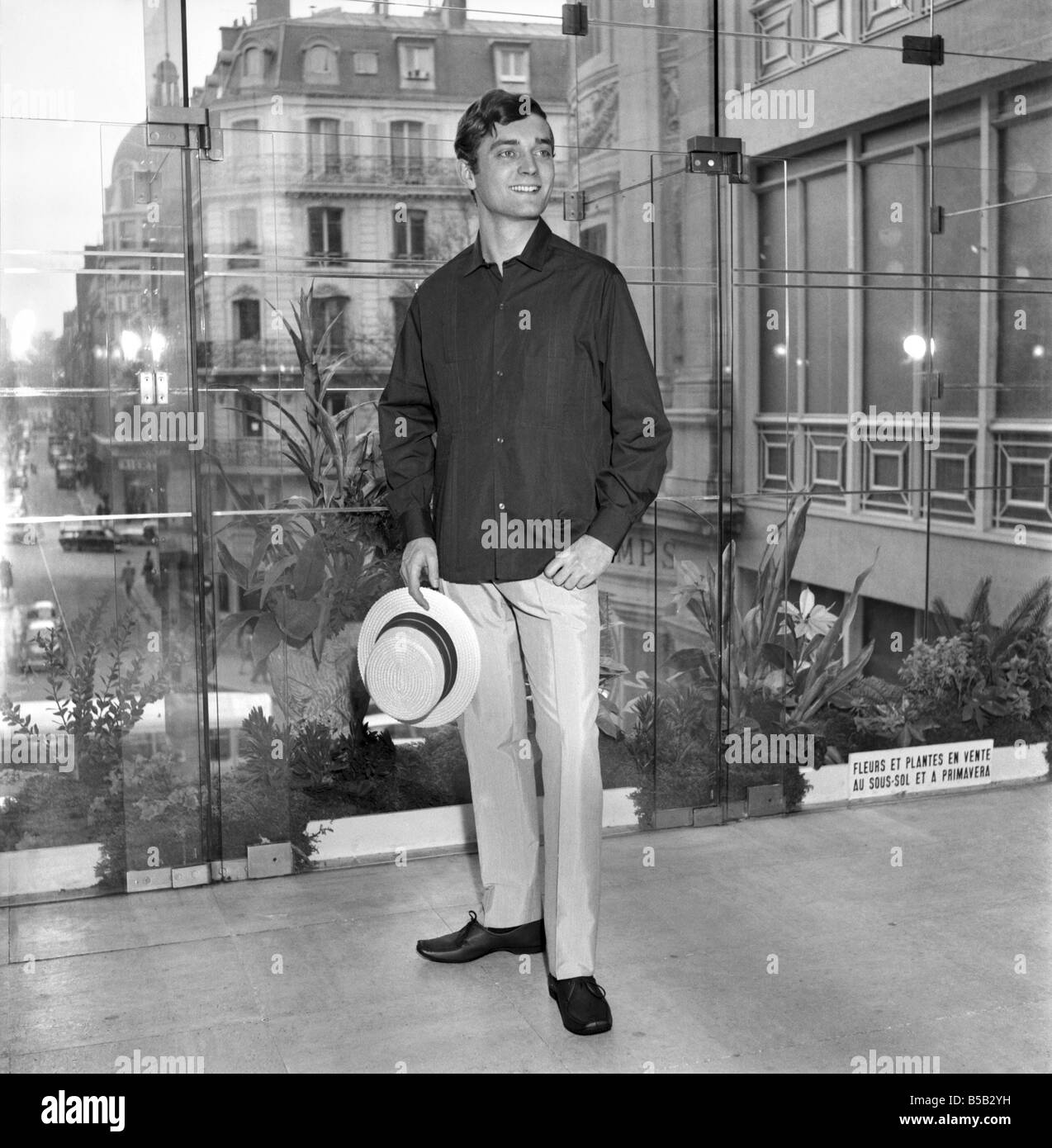 Men modelling the latest 1963 menswear design's in the streets of Paris ...