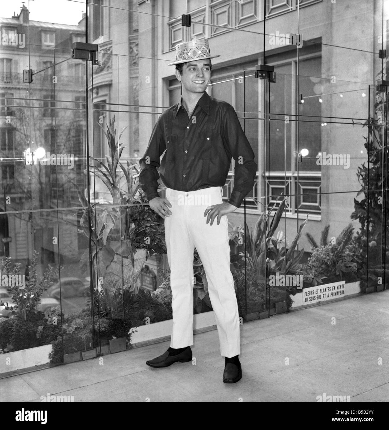 Men modelling the latest 1963 menswear design's in the streets of Paris ...
