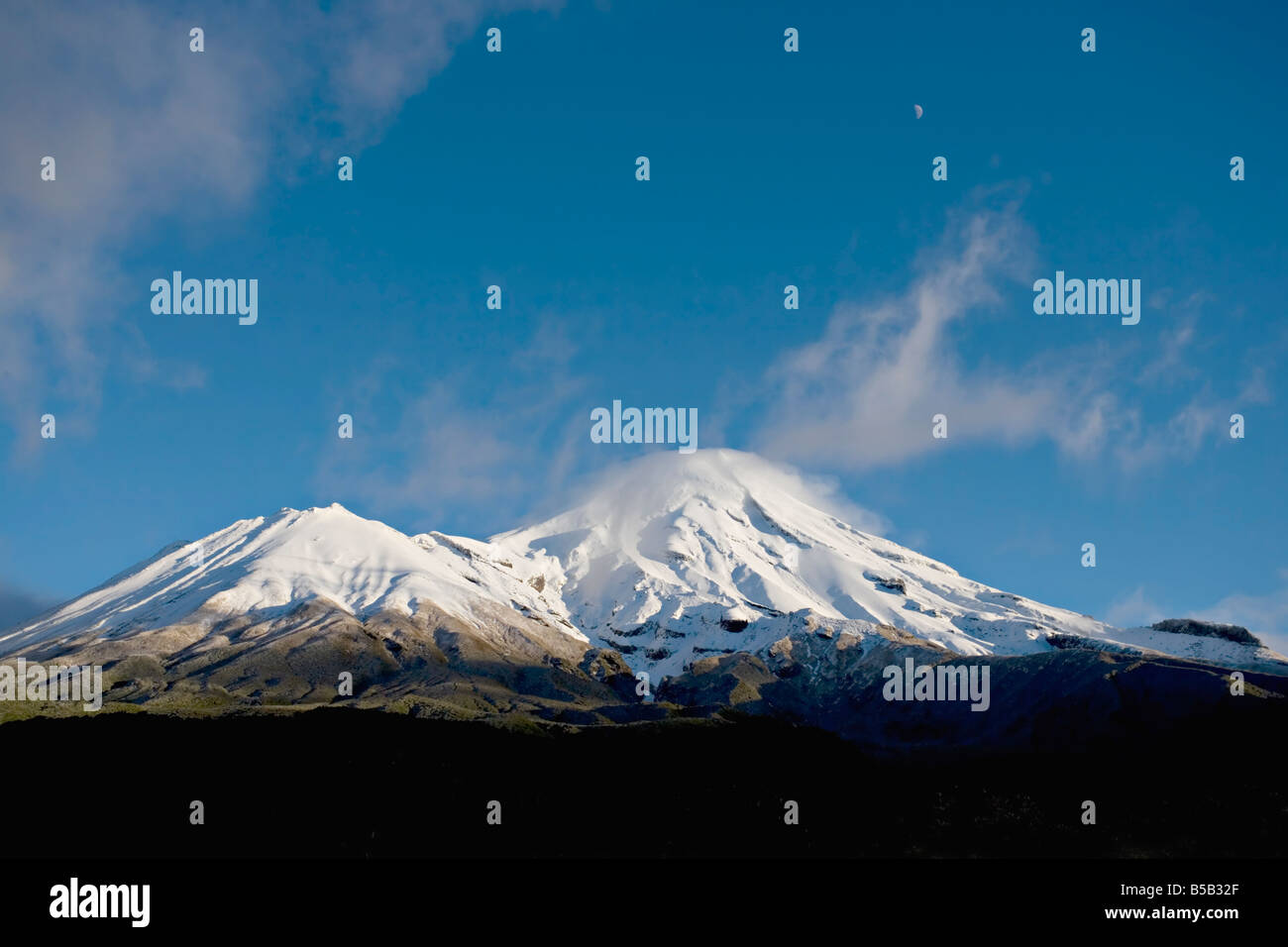 Dormant volcano landscape photography hi-res stock photography and ...