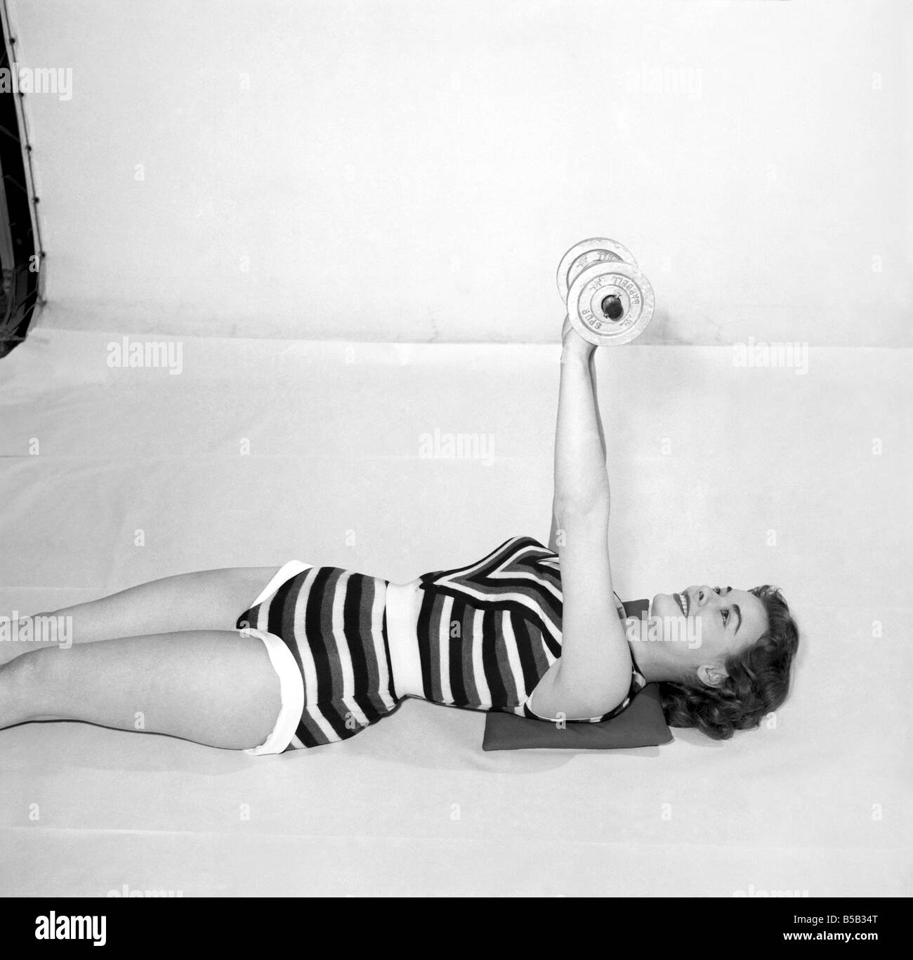 Diet woman 1960s hi-res stock photography and images - Alamy