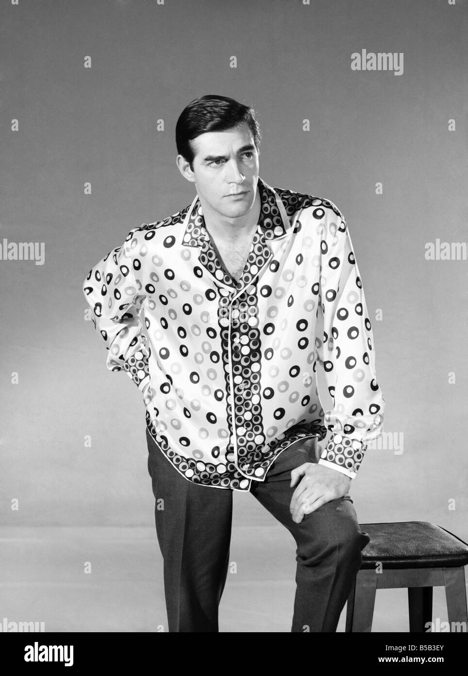 Menswear model 1960s hi-res stock photography and images - Alamy