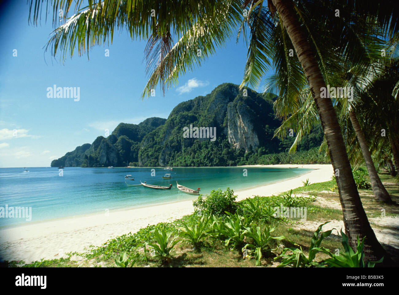 Krabi Beach Ko Pi Pi Island Thailand Advertasia Stock Photo - Alamy