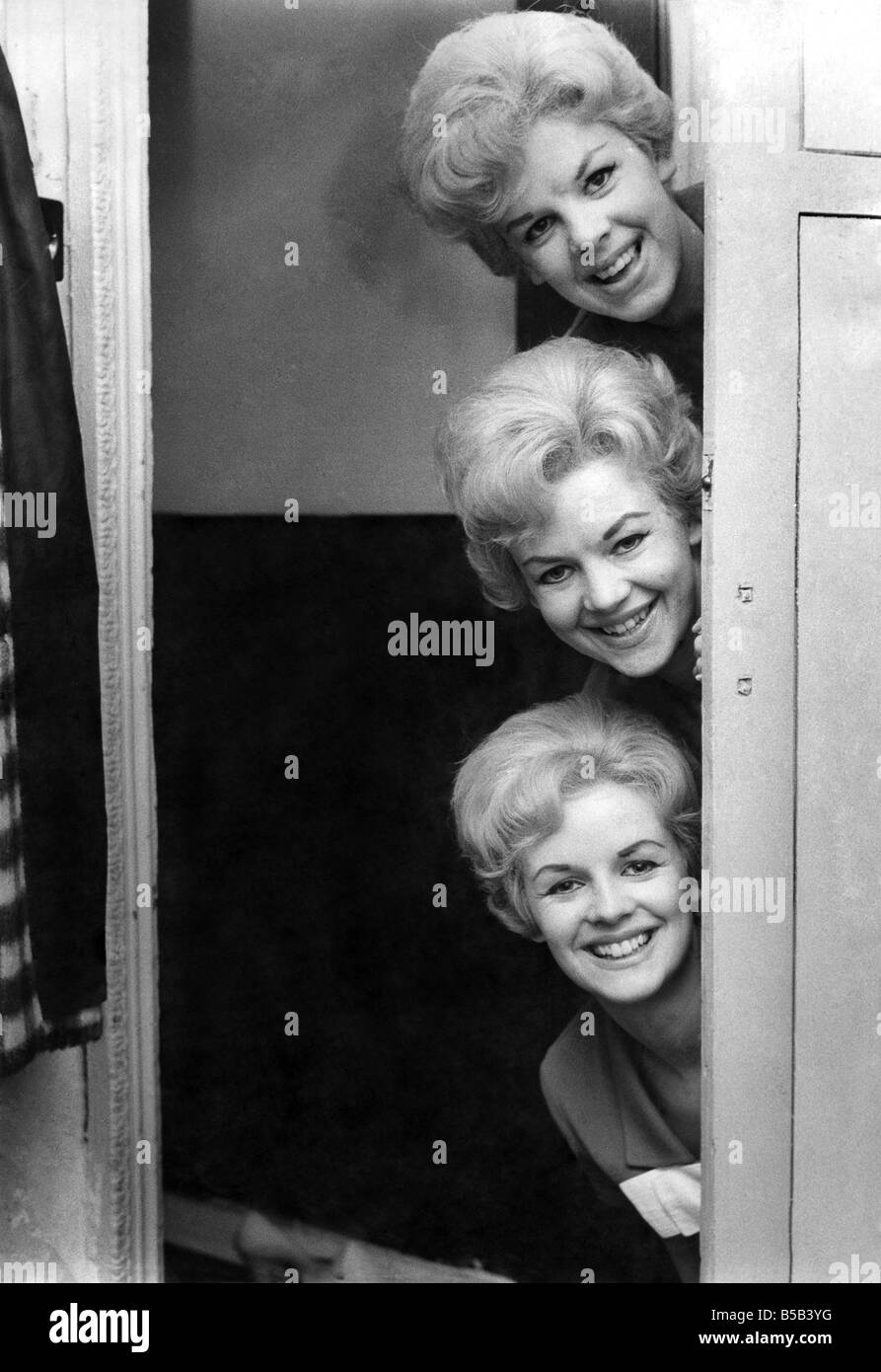 1960s singers hi-res stock photography and images - Alamy