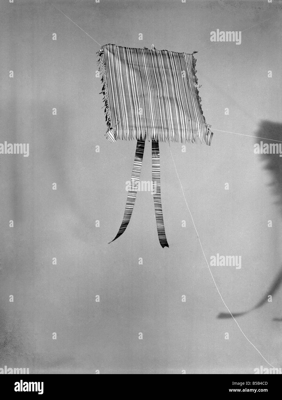 Child flying kite hat model hi-res stock photography and images - Alamy