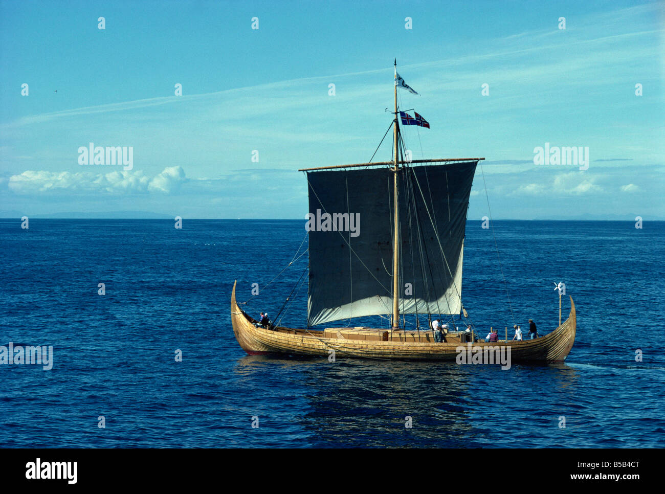 Viking ship norway hi-res stock photography and images - Alamy