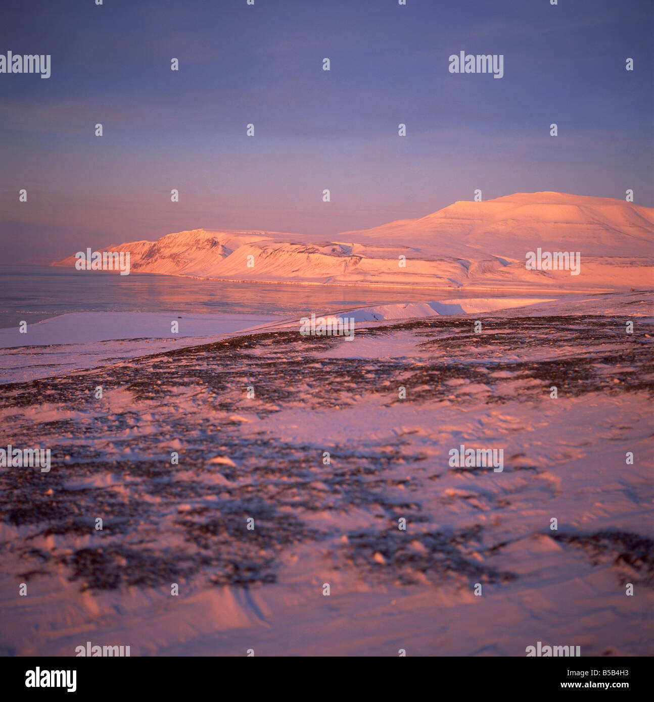 Isfjord hi-res stock photography and images - Alamy