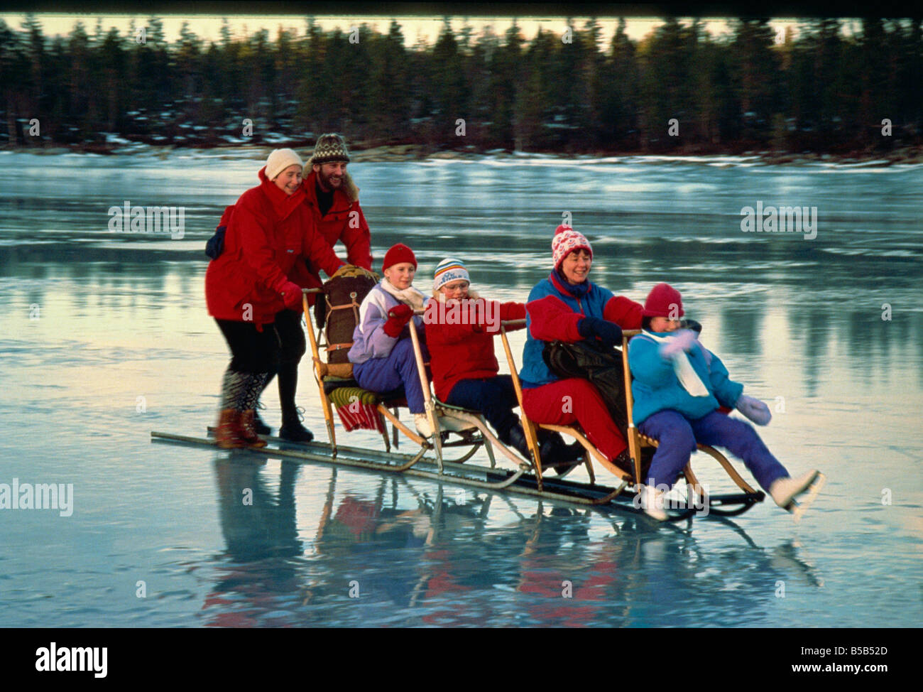 Norwegian lake hi-res stock photography and images - Alamy