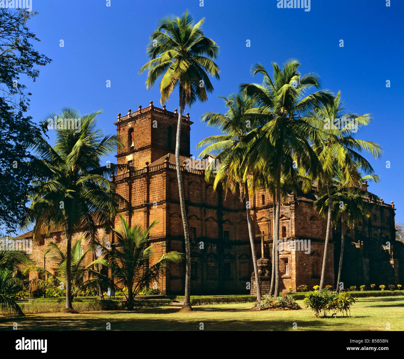 Basilica de bom jesus goa hi-res stock photography and images - Alamy