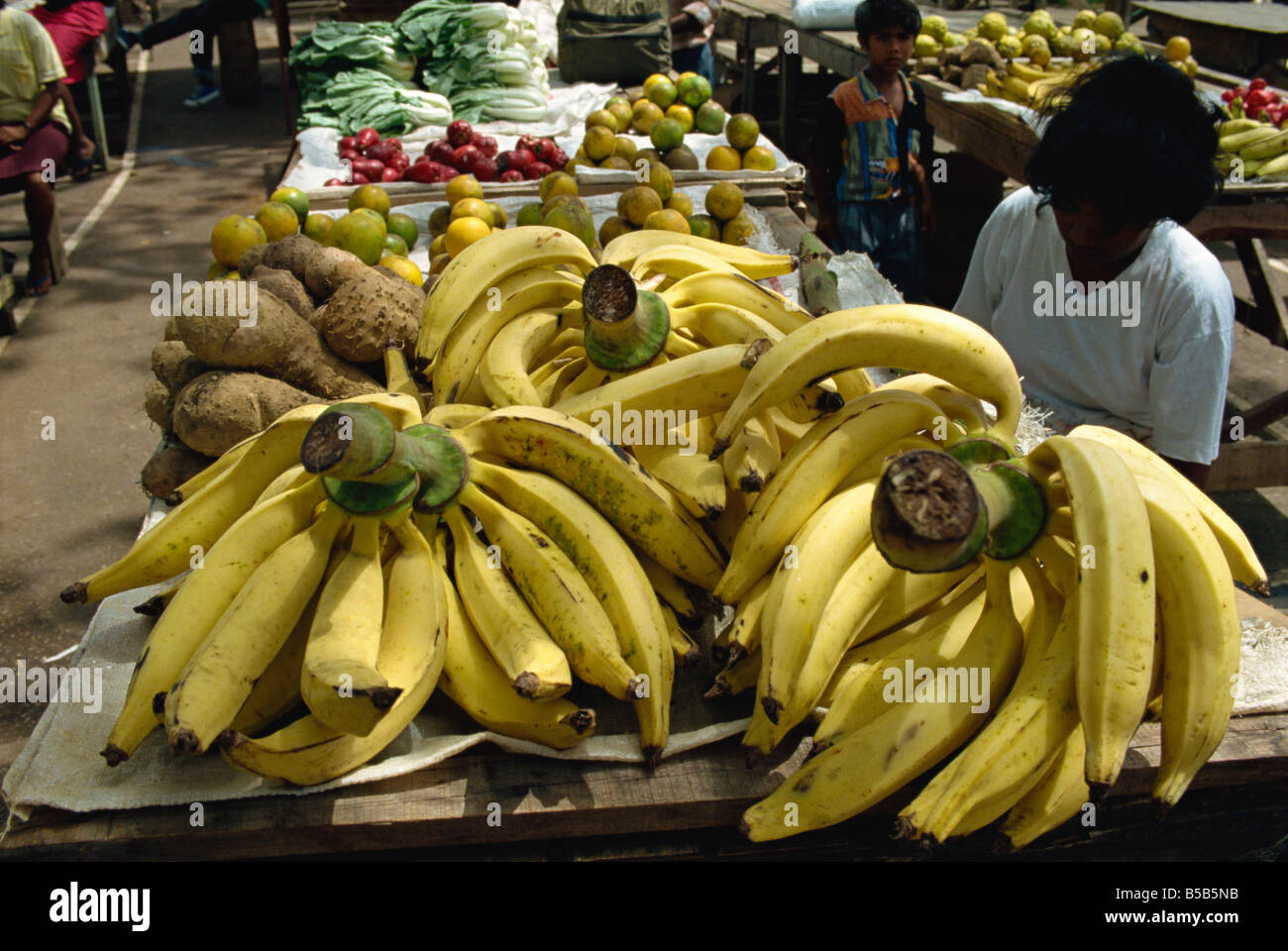 Food market stalls trinidad hi-res stock photography and images - Alamy