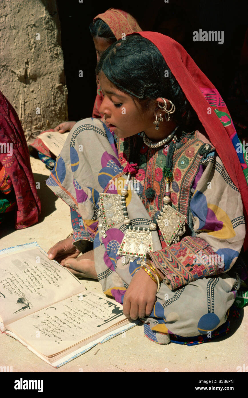Baluchi school children Pakistan Asia Stock Photo - Alamy