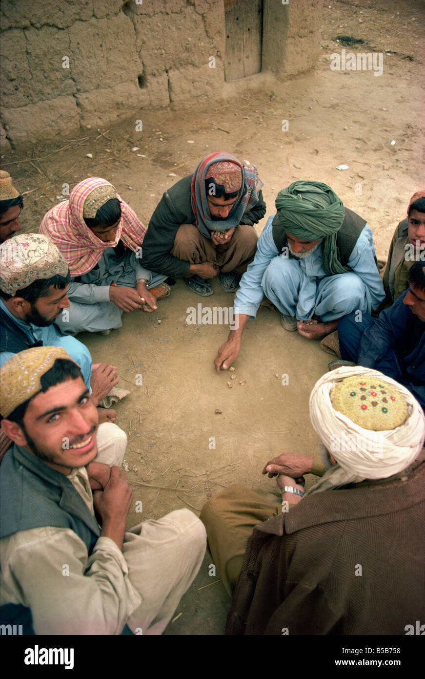 Pathans hi-res stock photography and images - Alamy