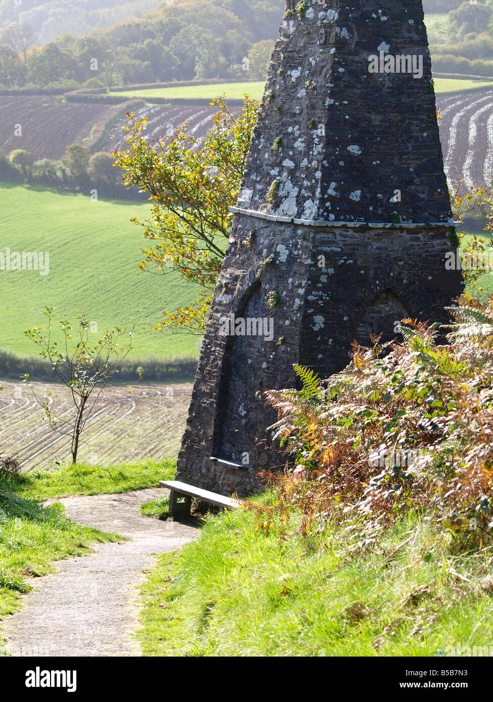Monument to commemorate the battle of Waterloo at Great Torrington ...