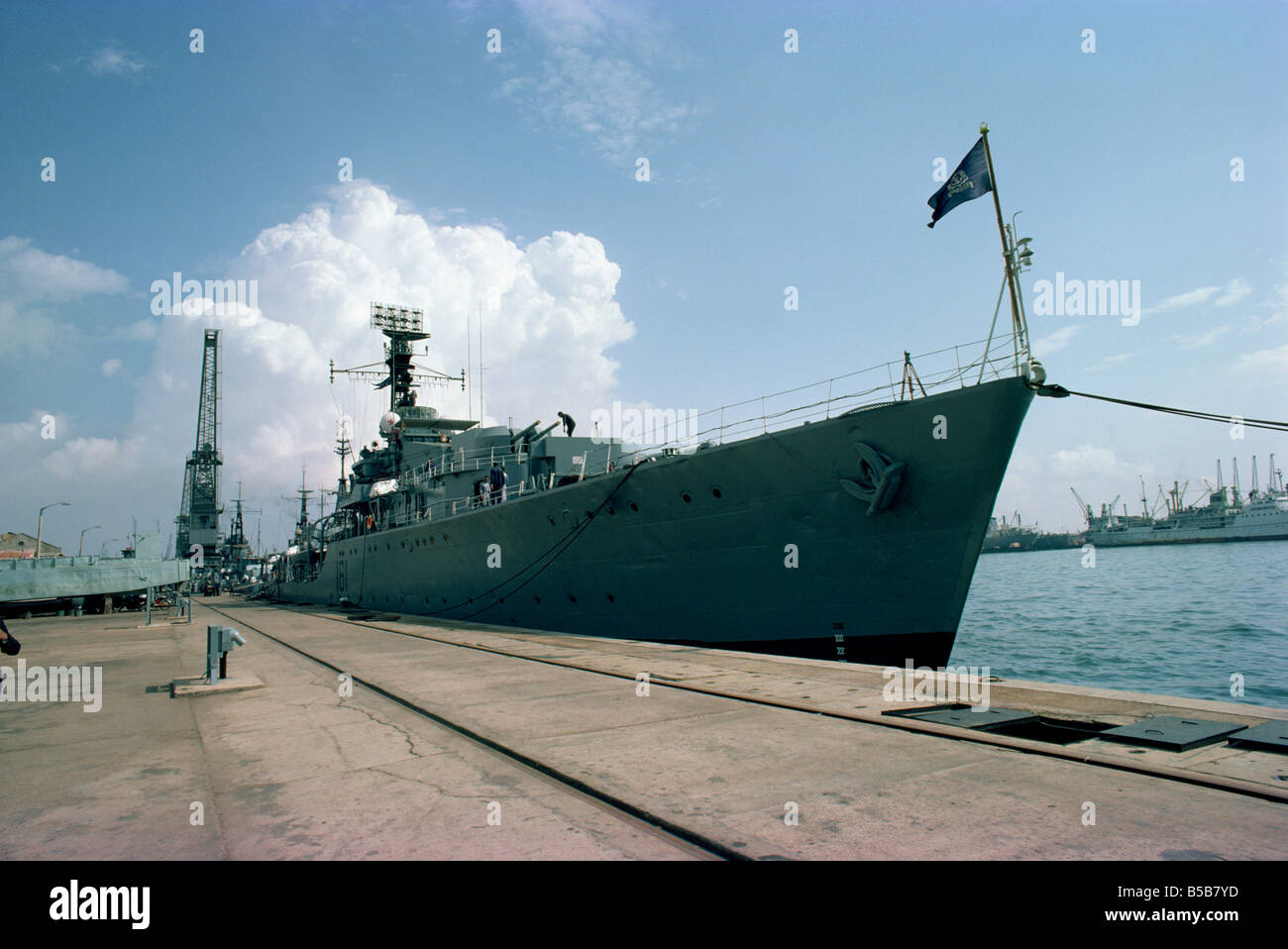 Karachi port hi-res stock photography and images - Alamy
