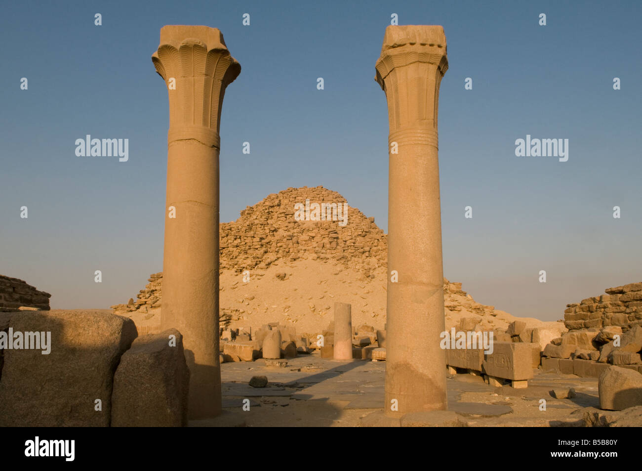 Userkaf hi-res stock photography and images - Alamy