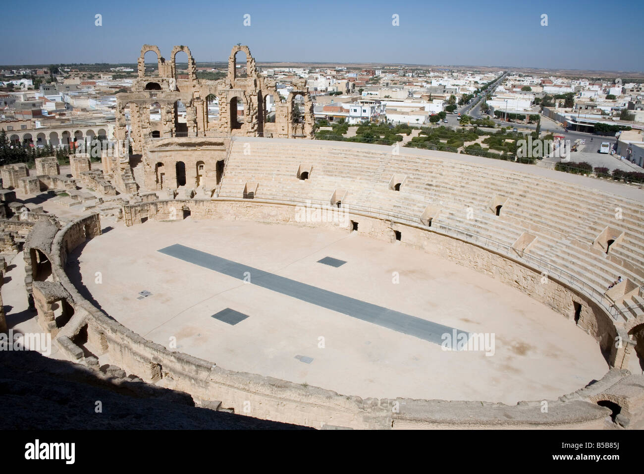 Amphitheatre, El Jem (El Djem), UNESCO World Heritage Site, Tunisia ...