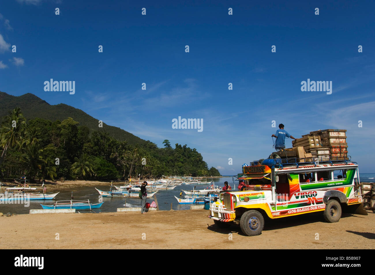 Jeepneys and palawan hi-res stock photography and images - Alamy
