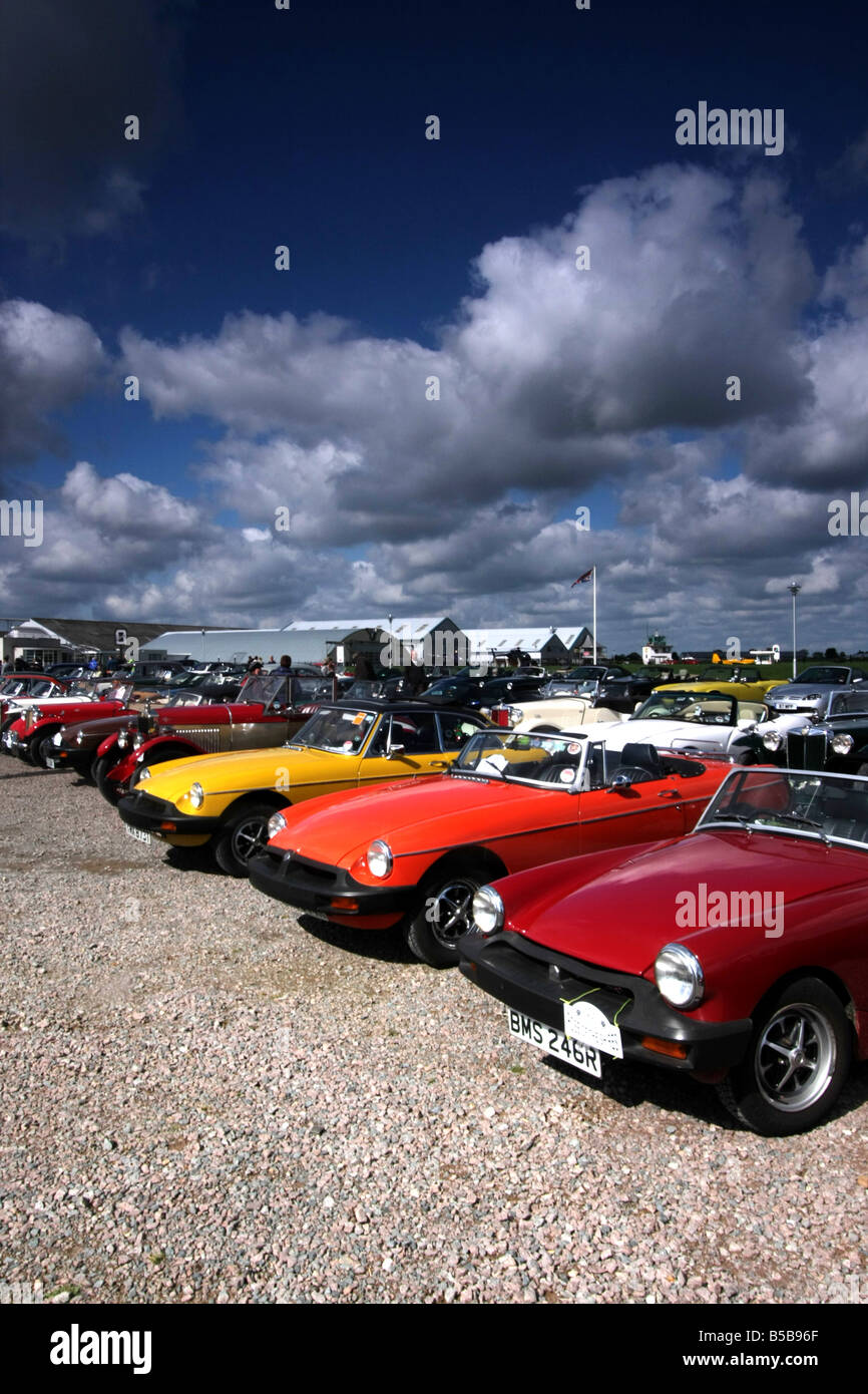 Mgb sports cars hi-res stock photography and images - Alamy