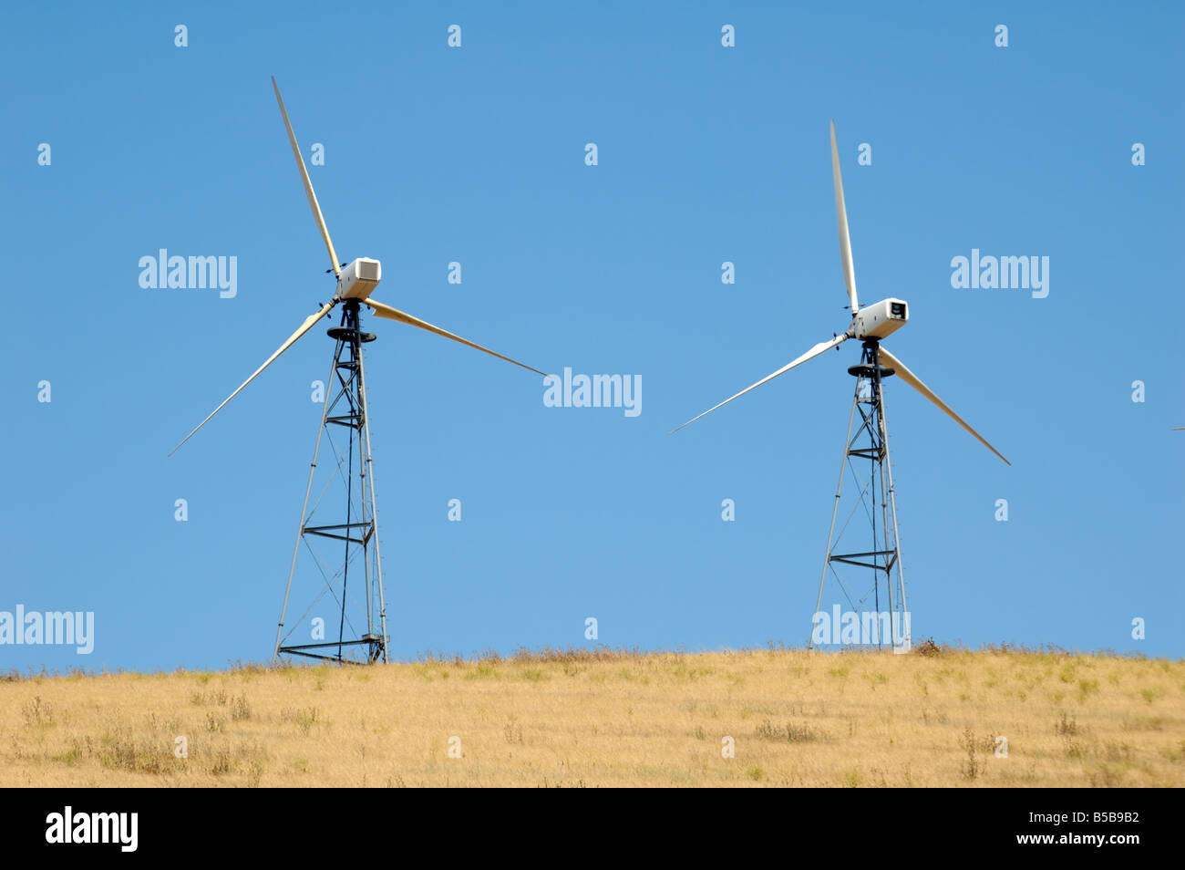 Wind turbine altamont pass hi-res stock photography and images - Alamy