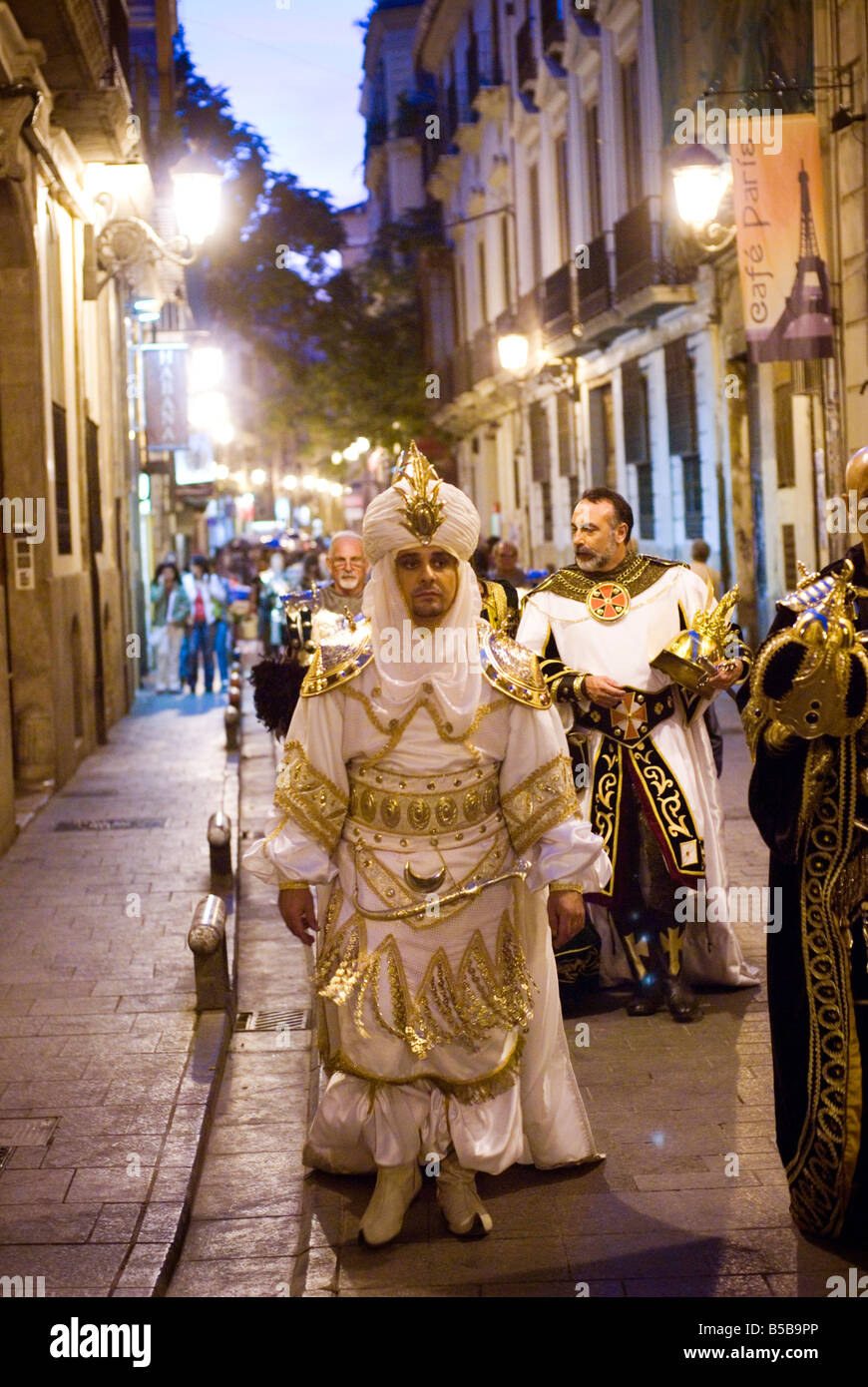 Moro costumes hi-res stock photography and images - Alamy